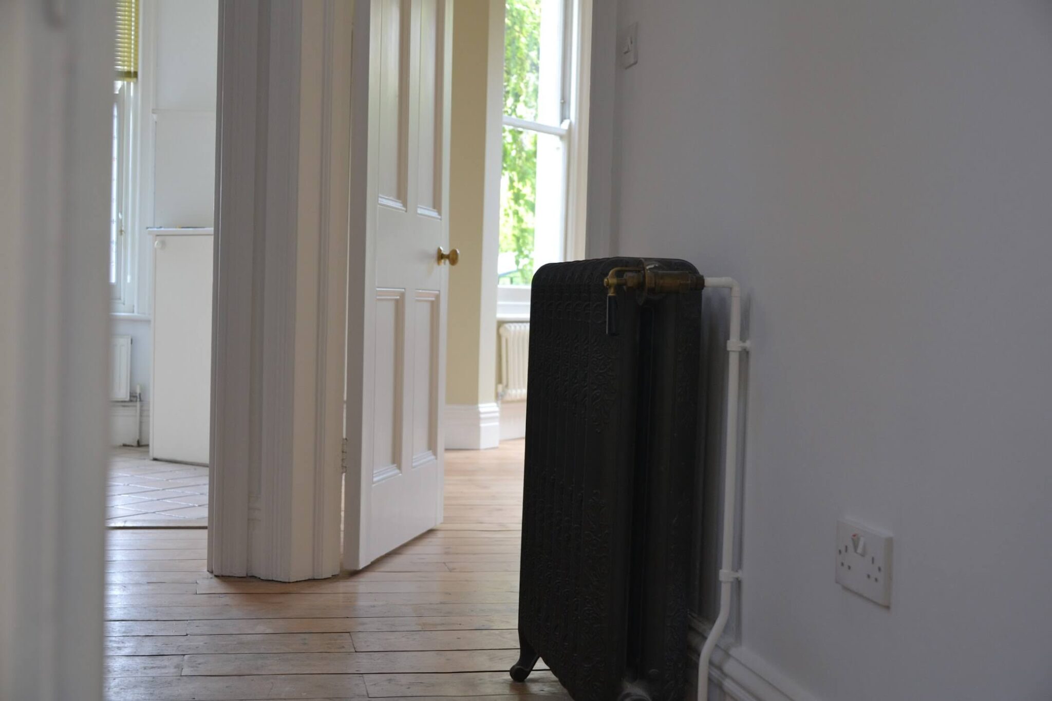 Choosing the best radiator paint for your project | UK Paint Guide