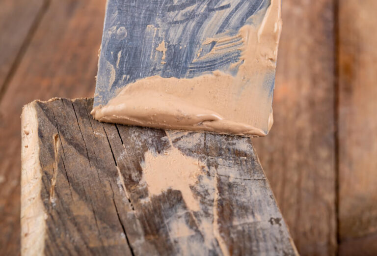 Best wood fillers guide UK - Reviewed by professionals wood restorers